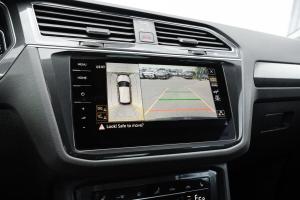 Black Volkswagen Tiguan 2022 in Riga, with an engine capacity of 1.40 L and mileage of 134 thousand km for 24500 €, photo 28 on AUTOMOTO.COM.LV