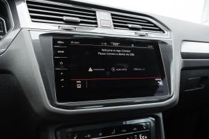 Black Volkswagen Tiguan 2022 in Riga, with an engine capacity of 1.40 L and mileage of 134 thousand km for 24500 €, photo 30 on AUTOMOTO.COM.LV