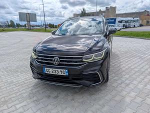 Melns Volkswagen Tiguan 2022 Tauragė, ar dzinēja tilpumu 1.97 L un nobraukumu 201 tūkst. km par 22022 €, foto 3 vietnē AUTOMOTO.COM.LV