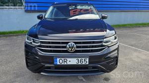 Melns Volkswagen Tiguan 2022 Rīga, ar dzinēja tilpumu 2.00 L un nobraukumu 100 tūkst. km par 27000 €, foto 3 vietnē AUTOMOTO.COM.LV