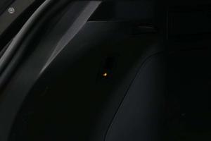 Black Volkswagen Tiguan 2022 in Vilnius, with an engine capacity of 1.40 L and mileage of 168 thousand km for 21390 €, photo 10 on AUTOMOTO.COM.LV