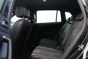 Black Volkswagen Tiguan 2022 in Vilnius, with an engine capacity of 1.40 L and mileage of 168 thousand km for 21390 €, photo 15 on AUTOMOTO.COM.LV