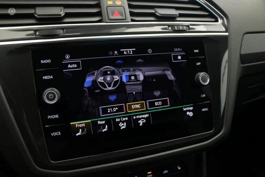 Black Volkswagen Tiguan 2022 in Vilnius, with an engine capacity of 1.40 L and mileage of 168 thousand km for 21390 €, photo 27 on AUTOMOTO.COM.LV