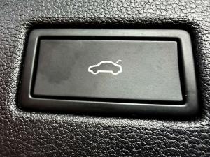 Black Volkswagen Tiguan 2022 in Kaunas, with an engine capacity of 1.50 L and mileage of 210 thousand km for 18500 €, photo 15 on AUTOMOTO.COM.LV