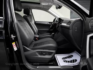 Melns Volkswagen Tiguan 2022 Pērnava, ar dzinēja tilpumu 2.00 L un nobraukumu 91 tūkst. km par 32990 €, foto 13 vietnē AUTOMOTO.COM.LV