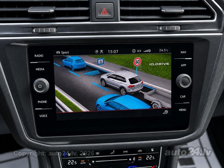 Melns Volkswagen Tiguan 2022 Pērnava, ar dzinēja tilpumu 2.00 L un nobraukumu 91 tūkst. km par 32990 €, foto 21 vietnē AUTOMOTO.COM.LV