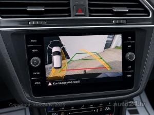 Melns Volkswagen Tiguan 2022 Pērnava, ar dzinēja tilpumu 2.00 L un nobraukumu 91 tūkst. km par 32990 €, foto 23 vietnē AUTOMOTO.COM.LV