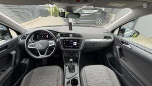Black Volkswagen Tiguan 2022 in Vilnius, with an engine capacity of 1.40 L and mileage of 119 thousand km for 21990 €, photo 8 on AUTOMOTO.COM.LV