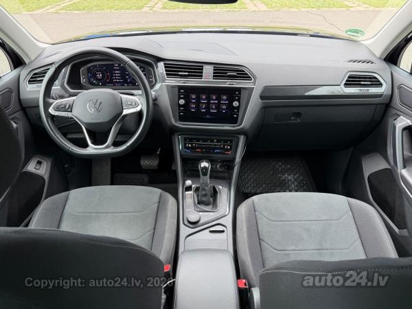 Black Volkswagen Tiguan 2022 in Tallinn, with an engine capacity of 2.00 L and mileage of 72 thousand km for 26500 €, photo 1 on AUTOMOTO.COM.LV