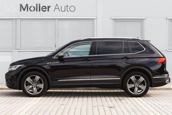 Melns Volkswagen Tiguan 2022 Ventspils, ar dzinēja tilpumu 2.00 L un nobraukumu 126 tūkst. km par 29500 €, foto 3 vietnē AUTOMOTO.COM.LV