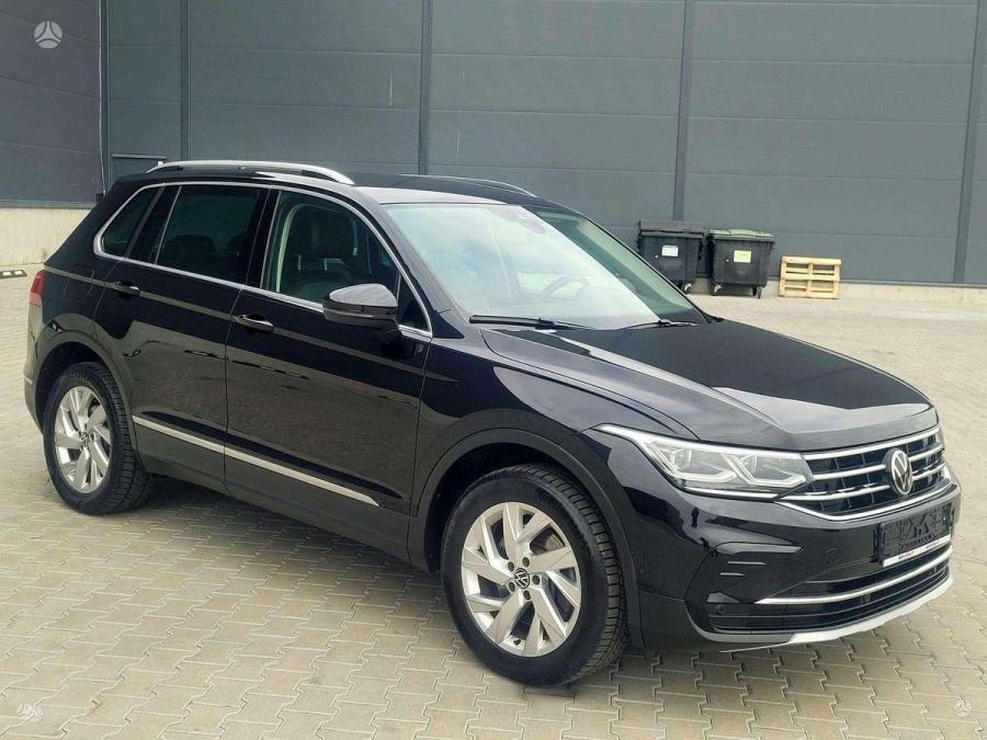 Melns Volkswagen Tiguan 2022 Šauļi, ar dzinēja tilpumu 1.40 L un nobraukumu 93 tūkst. km par 22500 €, foto 3 vietnē AUTOMOTO.COM.LV