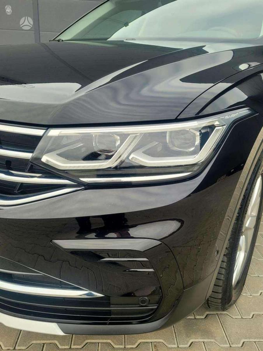 Melns Volkswagen Tiguan 2022 Šauļi, ar dzinēja tilpumu 1.40 L un nobraukumu 93 tūkst. km par 22500 €, foto 10 vietnē AUTOMOTO.COM.LV