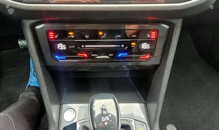 Melns Volkswagen Tiguan 2022 Šauļi, ar dzinēja tilpumu 1.40 L un nobraukumu 93 tūkst. km par 22500 €, foto 25 vietnē AUTOMOTO.COM.LV