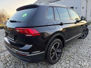 Melns Volkswagen Tiguan 2023 Kauņa, ar dzinēja tilpumu 0.00 L un nobraukumu 90 tūkst. km par 24562 €, foto 6 vietnē AUTOMOTO.COM.LV