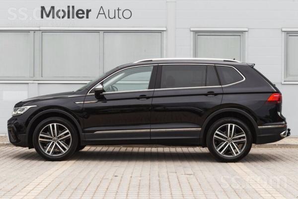 Melns Volkswagen Tiguan 2023 Ventspils, ar dzinēja tilpumu 2.00 L un nobraukumu 159 tūkst. km par 26800 €, foto 2 vietnē AUTOMOTO.COM.LV