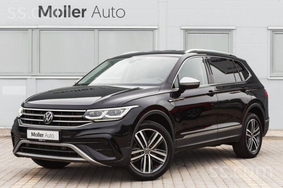Black Volkswagen Tiguan 2023 in Ventspils, with an engine capacity of 2.00 L and mileage of 159 thousand km for 24750 €, photo 1 on AUTOMOTO.COM.LV