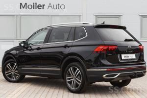Black Volkswagen Tiguan 2023 in Ventspils, with an engine capacity of 2.00 L and mileage of 159 thousand km for 24750 €, photo 4 on AUTOMOTO.COM.LV