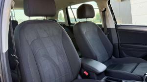 Black Volkswagen Tiguan 2023 in Vilnius, with an engine capacity of 1.50 L and mileage of 152 thousand km for 20449 €, photo 15 on AUTOMOTO.COM.LV
