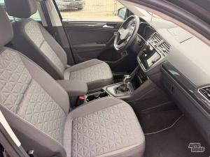 Melns Volkswagen Tiguan 2023 Kauņa, ar dzinēja tilpumu 1.40 L un nobraukumu 45 tūkst. km par 23300 €, foto 8 vietnē AUTOMOTO.COM.LV