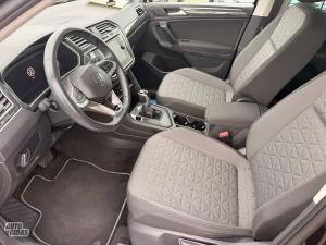 Melns Volkswagen Tiguan 2023 Kauņa, ar dzinēja tilpumu 1.40 L un nobraukumu 45 tūkst. km par 23300 €, foto 15 vietnē AUTOMOTO.COM.LV