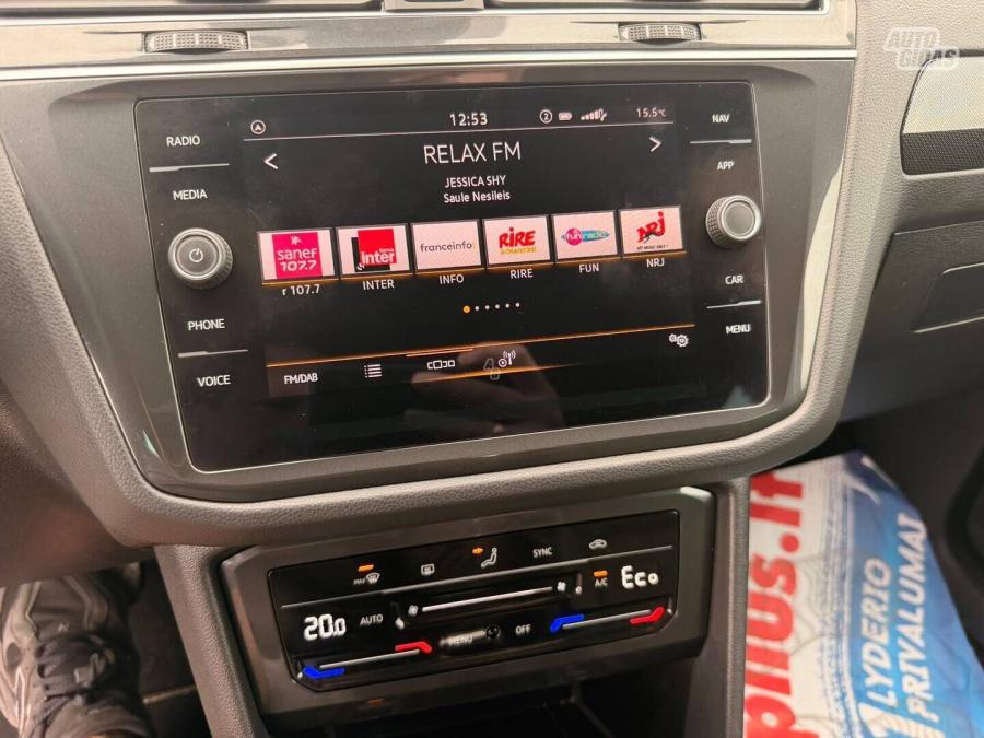 Melns Volkswagen Tiguan 2023 Kauņa, ar dzinēja tilpumu 1.40 L un nobraukumu 45 tūkst. km par 23300 €, foto 20 vietnē AUTOMOTO.COM.LV