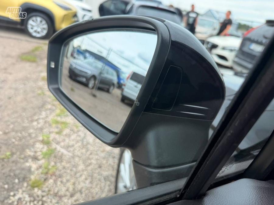 Melns Volkswagen Tiguan 2023 Kauņa, ar dzinēja tilpumu 1.40 L un nobraukumu 45 tūkst. km par 23300 €, foto 29 vietnē AUTOMOTO.COM.LV