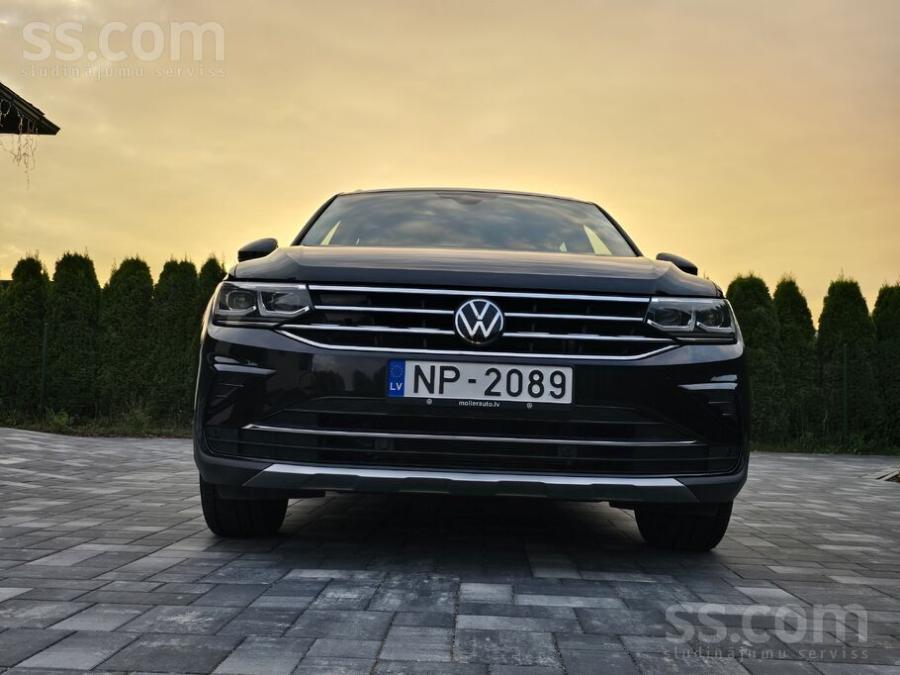 Melns Volkswagen Tiguan 2023 Rīga, ar dzinēja tilpumu 1.50 L un nobraukumu 59 tūkst. km par 28900 €, foto 4 vietnē AUTOMOTO.COM.LV