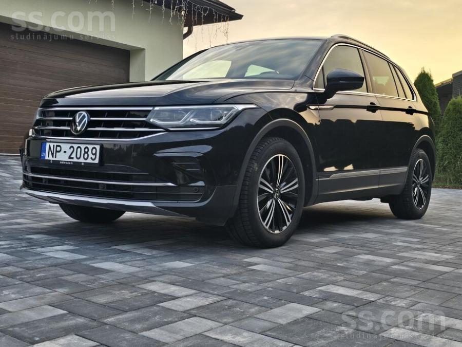 Melns Volkswagen Tiguan 2023 Rīga, ar dzinēja tilpumu 1.50 L un nobraukumu 59 tūkst. km par 28900 €, foto 5 vietnē AUTOMOTO.COM.LV