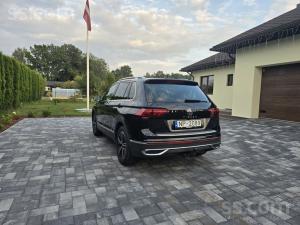 Melns Volkswagen Tiguan 2023 Rīga, ar dzinēja tilpumu 1.50 L un nobraukumu 59 tūkst. km par 28900 €, foto 6 vietnē AUTOMOTO.COM.LV