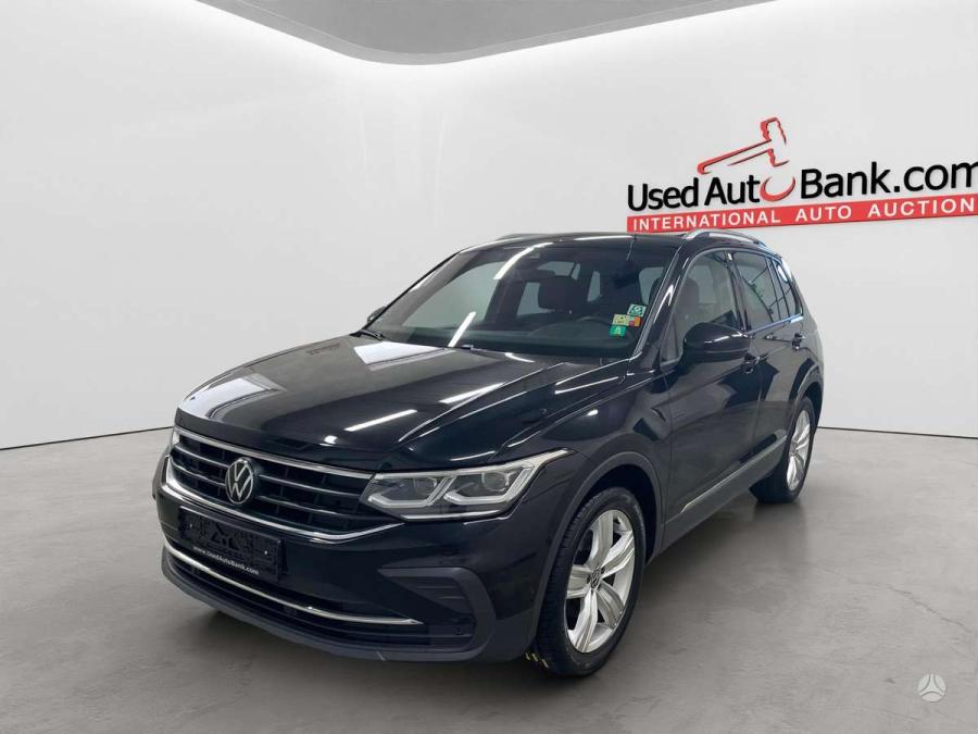 Melns Volkswagen Tiguan 2023 Viļņa, ar dzinēja tilpumu 1.97 L un nobraukumu 171 tūkst. km par 21054 €, foto 1 vietnē AUTOMOTO.COM.LV