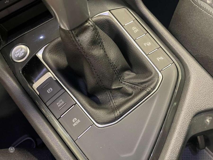 Melns Volkswagen Tiguan 2023 Viļņa, ar dzinēja tilpumu 1.97 L un nobraukumu 171 tūkst. km par 21054 €, foto 10 vietnē AUTOMOTO.COM.LV