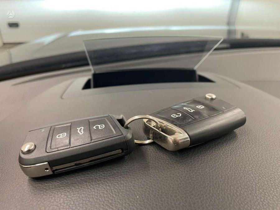 Melns Volkswagen Tiguan 2023 Viļņa, ar dzinēja tilpumu 1.97 L un nobraukumu 171 tūkst. km par 21054 €, foto 15 vietnē AUTOMOTO.COM.LV