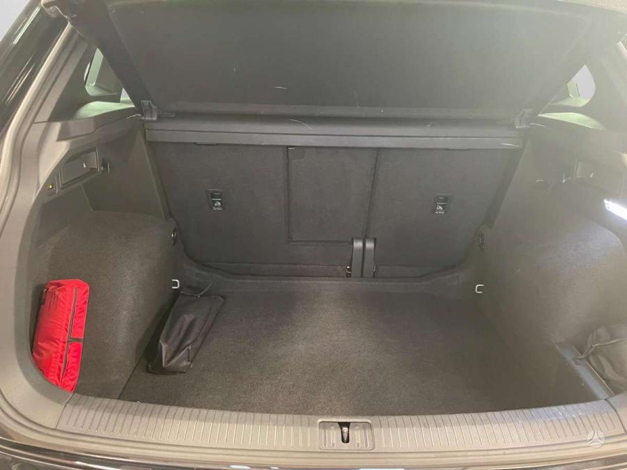 Melns Volkswagen Tiguan 2023 Viļņa, ar dzinēja tilpumu 1.97 L un nobraukumu 171 tūkst. km par 21054 €, foto 20 vietnē AUTOMOTO.COM.LV