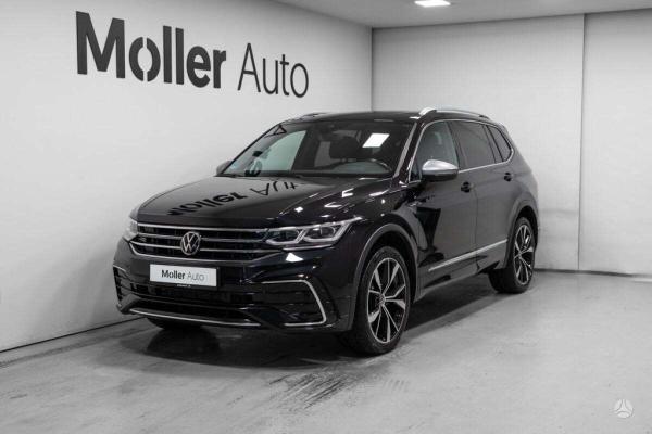 Black Volkswagen Tiguan 2023 in Vilnius, with an engine capacity of 2.00 L and mileage of 128 thousand km for 31950 €, photo 1 on AUTOMOTO.COM.LV
