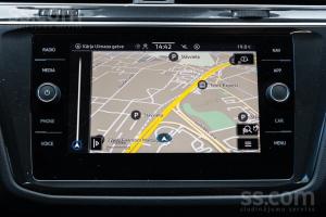 Black Volkswagen Tiguan 2023 in Riga, with an engine capacity of 1.40 L and mileage of 133 thousand km for 23450 €, photo 13 on AUTOMOTO.COM.LV