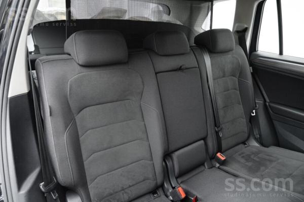 Volkswagen Tiguan 2023 in Riga on AUTOMOTO.COM.LV Black Volkswagen Tiguan 2023 in Riga, with an engine capacity of 2.00 L and mileage of 123 thousand km for 28500 €, photo 11 on AUTOMOTO.COM.LV