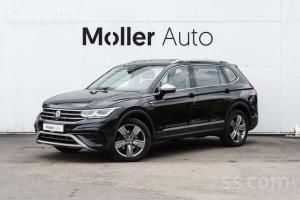 Black Volkswagen Tiguan 2023 in Riga, with an engine capacity of 2.00 L and mileage of 123 thousand km for 28500 €, photo 1 on AUTOMOTO.COM.LV