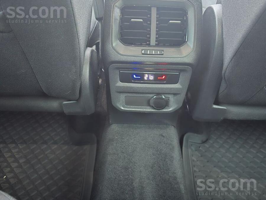 Melns Volkswagen Tiguan 2023 Rīga, ar dzinēja tilpumu 1.50 L un nobraukumu 60 tūkst. km par 27200 €, foto 12 vietnē AUTOMOTO.COM.LV