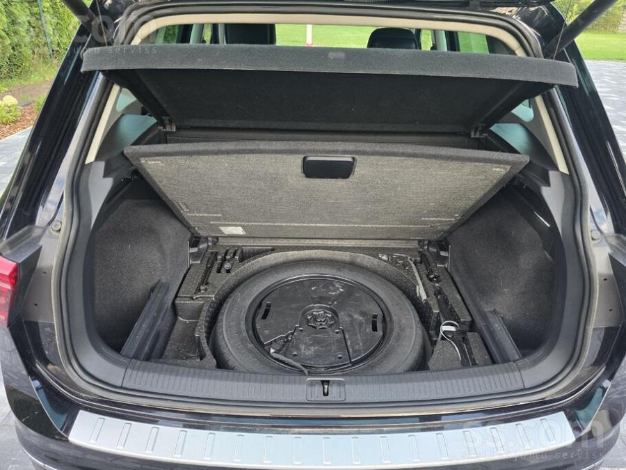 Melns Volkswagen Tiguan 2023 Rīga, ar dzinēja tilpumu 1.50 L un nobraukumu 60 tūkst. km par 27200 €, foto 16 vietnē AUTOMOTO.COM.LV