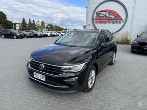 Melns Volkswagen Tiguan 2023 Telšiai, ar dzinēja tilpumu 1.97 L un nobraukumu 166 tūkst. km par 19500 €, foto  vietnē AUTOMOTO.COM.LV