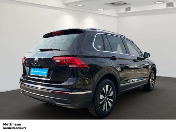 Melns Volkswagen Tiguan 2024 Kauņa, ar dzinēja tilpumu 1.50 L un nobraukumu 19 tūkst. km par 32690 €, foto 3 vietnē AUTOMOTO.COM.LV