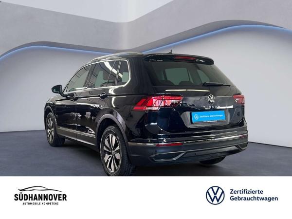 Melns Volkswagen Tiguan 2024 Kauņa, ar dzinēja tilpumu 1.50 L un nobraukumu 29 tūkst. km par 32690 €, foto 3 vietnē AUTOMOTO.COM.LV