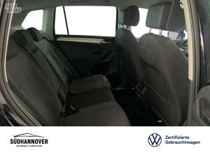 Black Volkswagen Tiguan 2024 in Kaunas, with an engine capacity of 1.50 L and mileage of 29 thousand km for 32690 €, photo 15 on AUTOMOTO.COM.LV