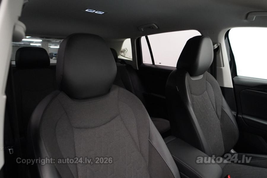 Black Volkswagen Tiguan 2024 in Tallinn, with an engine capacity of 1.50 L and mileage of 36 thousand km for 31900 €, photo 17 on AUTOMOTO.COM.LV