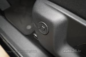 Black Volkswagen Tiguan 2024 in Tallinn, with an engine capacity of 1.50 L and mileage of 36 thousand km for 31900 €, photo 19 on AUTOMOTO.COM.LV