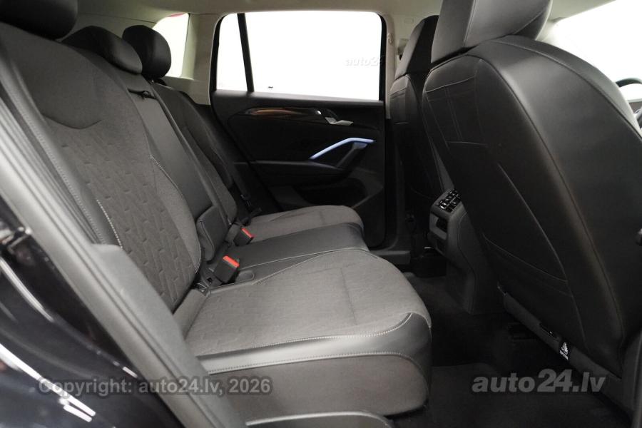 Black Volkswagen Tiguan 2024 in Tallinn, with an engine capacity of 1.50 L and mileage of 36 thousand km for 31900 €, photo 20 on AUTOMOTO.COM.LV
