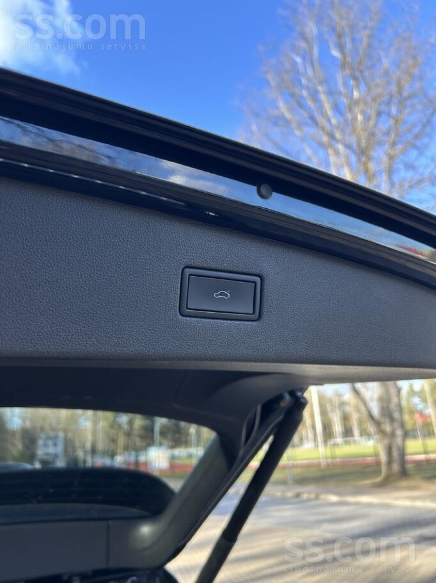 Black Volkswagen Tiguan 2024 in Riga, with an engine capacity of 2.00 L and mileage of 48 thousand km for 35400 €, photo 15 on AUTOMOTO.COM.LV