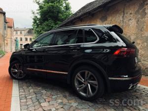 Melns Volkswagen Tiguan 2024 Cēsis, ar dzinēja tilpumu 2.00 L un nobraukumu 0 tūkst. km par 29900 €, foto 9 vietnē AUTOMOTO.COM.LV