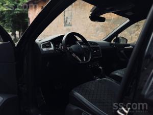 Melns Volkswagen Tiguan 2024 Cēsis, ar dzinēja tilpumu 2.00 L un nobraukumu 0 tūkst. km par 29900 €, foto 28 vietnē AUTOMOTO.COM.LV