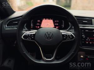 Melns Volkswagen Tiguan 2024 Cēsis, ar dzinēja tilpumu 2.00 L un nobraukumu 0 tūkst. km par 29900 €, foto 29 vietnē AUTOMOTO.COM.LV